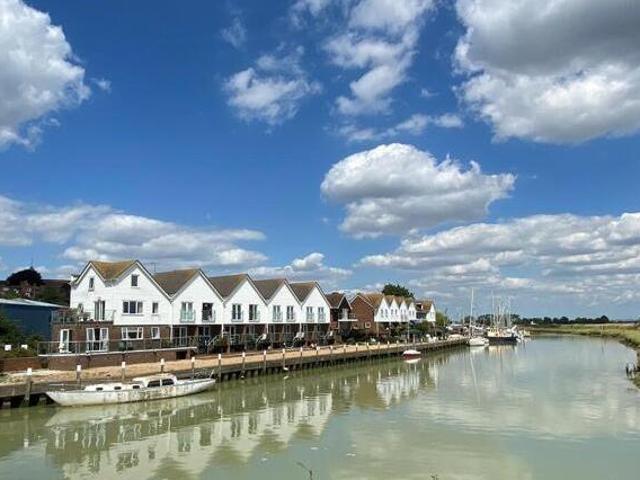 Rock Channel Quay, 2 Bedroom Apartment