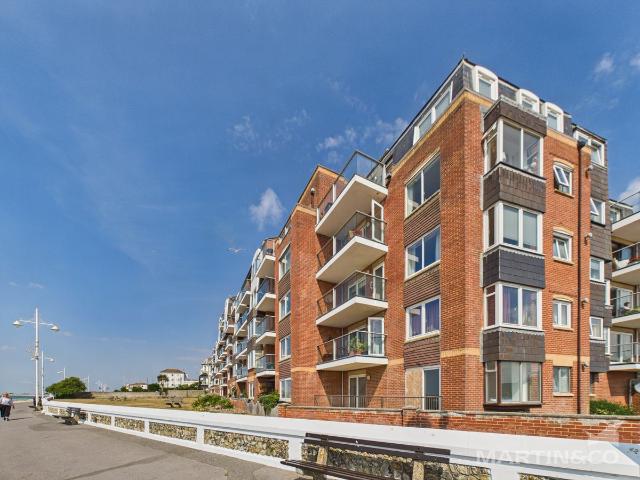 Rock Gardens, Bognor Regis PO21, 2 bed flat to rent, £1,250 pcm | PrimeLocation