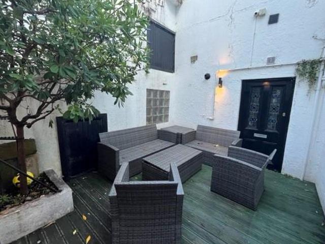 Rock Grove, Brighton BN2, 3 bedroom flat to rent 69494627 | PrimeLocation