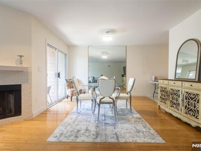 Rock Ledge Ter Unit,haledon, Home For Sale