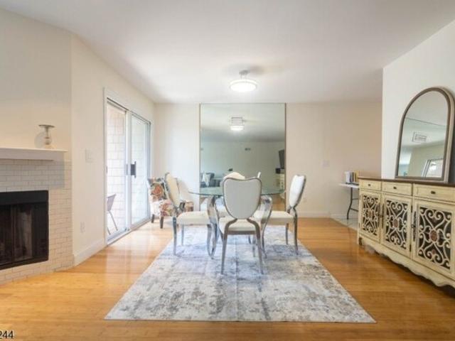 Rock Ledge Ter, Haledon, Condo For Sale