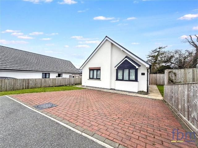 Rock Park, Kilgetty, Pembrokeshire SA68, 3 bed bungalow to rent, £1,100 pcm | PrimeLocation