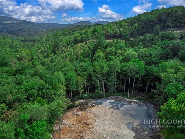 Rock Ridge Ln, Banner Elk, NC 28604
