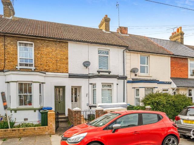 Rock Road, Sittingbourne, Kent ME10, 2 bed terraced house to rent, £1,250 pcm | PrimeLocation