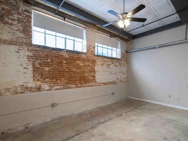 Rock Street Lofts 1 Bedroom Apartment for Rent at 308 Rock St, Little Rock, AR 72202 Downtown Little Rock