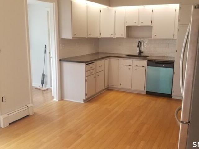 Rock Spring Rd, Stamford, Home For Sale