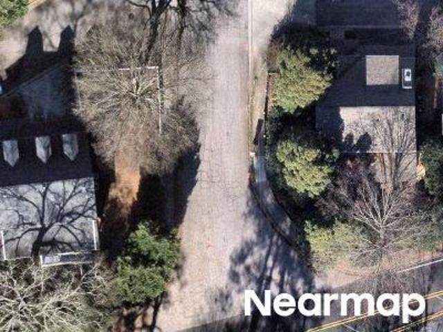 Rock Springs Cir NE