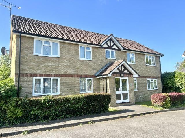Rockall Court, Langley, Slough SL3, 2 bed flat to rent, £1,275 pcm | PrimeLocation