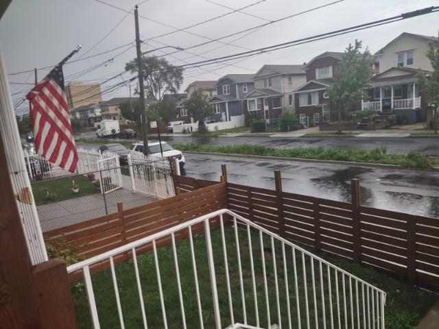 Rockaway Beach 67th rooms in house for a year