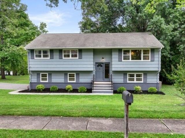 Rockaway Pl, Parsippany Troy Hills Township, Home For Sale