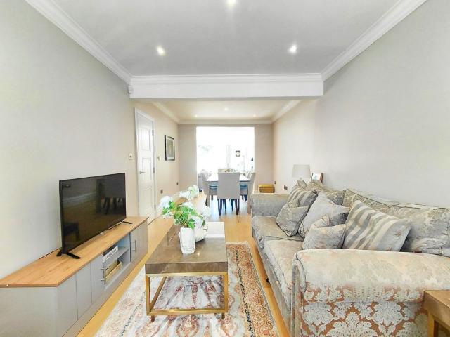 Rockfield Avenue, Perivale, UB6, Greenford