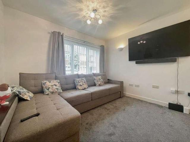 Rockfield Drive, Luton, LU3