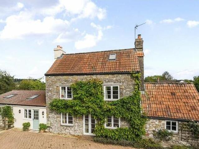 Rockhampton, Berkeley, 4 Bedroom Detached