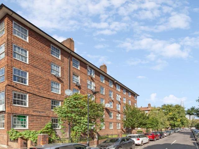 Rockingham Street, London SE1 3 bed flat to rent £3,100 pcm £715 pw
