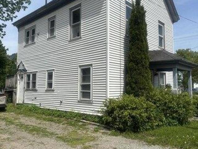 Rockland ME 04841 104570062