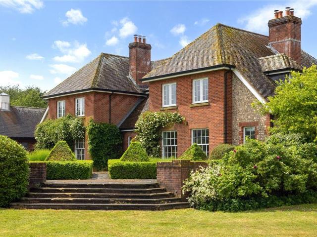 Rockley, Marlborough, Wiltshire, SN8 6 bed detached house to rent £7,000 pcm £1,615 pw
