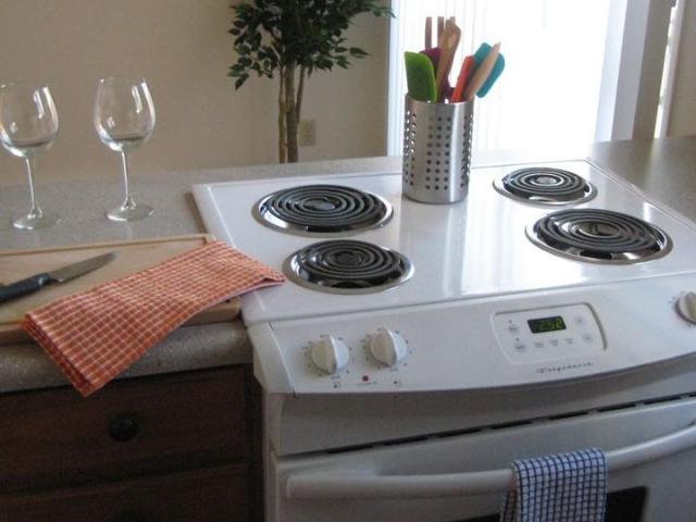 Rockridge Garden Apartments 2 Bedroom Apartment for Rent at 10941 Se Bush St, Portland, OR 97266 Lents Powellhurst Gilbert