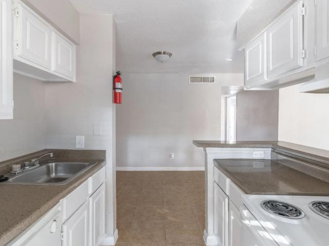 Rockridge Station Apartments 1 Bedroom Apartment for Rent at 855 Greens Rd, Houston, TX 77060 Greater Greenspoint