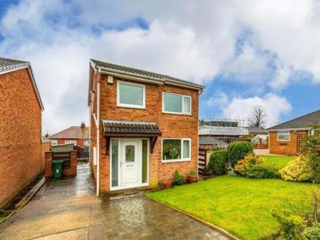 Rockwood Close, Darton, 3 Bedroom Detached