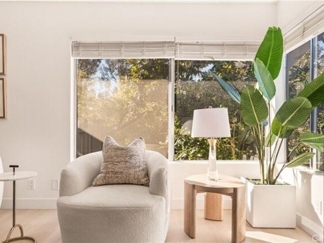 Rockwood, Irvine, Condo For Sale