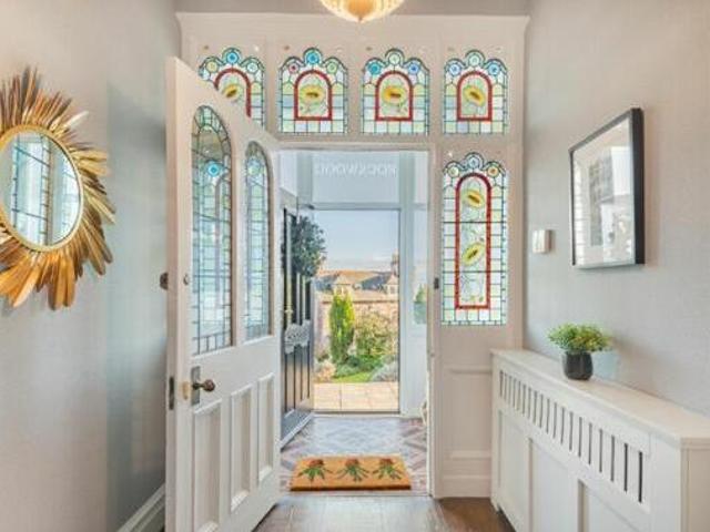 Rockwood, Rockland Road, 6 Bedroom Detached