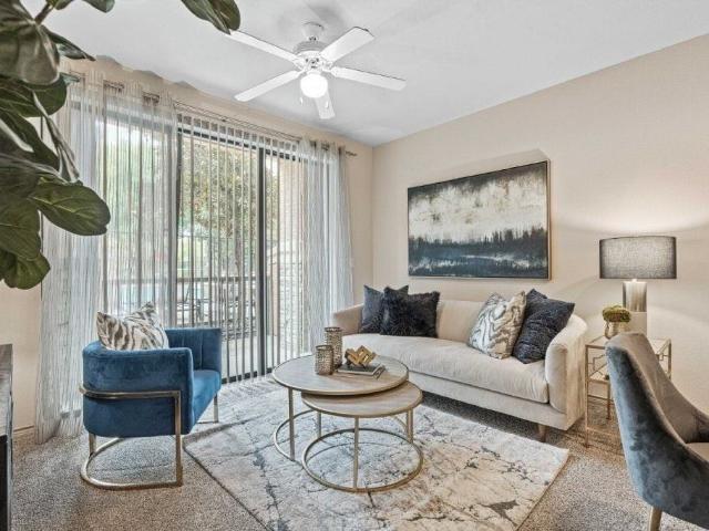 Rockwall Commons 1 Bedroom Apartment for Rent at 1389 Ridge Rd, Rockwall, TX 75087