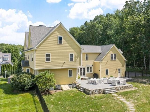 Rocky Dundee Rd, Bolton, Home For Sale