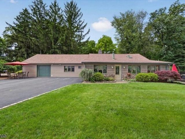 Rocky Point Rd, West Milford, Home For Sale