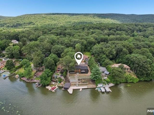 Rocky Point Rd, West Milford, Home For Sale