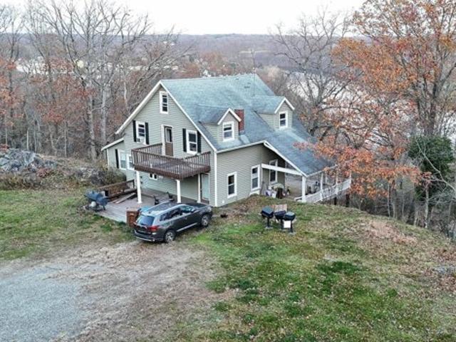 Rocky Rest Rd, Shelton, Home For Sale