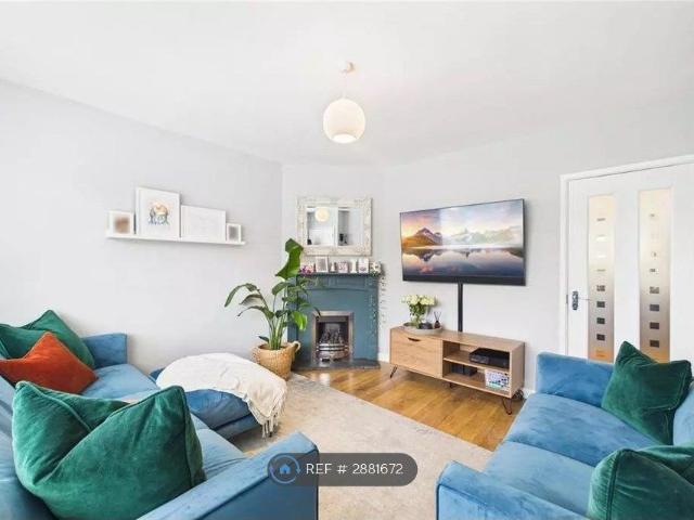 Rodway Road, Berkshire RG30, 3 bed semi detached house to rent, £1,800 pcm | PrimeLocation