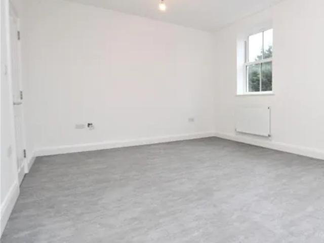 Rodway Road, London, BR1 3JL, United Kingdom | 2 bed apartment for rent #134071065 | Rentberry
