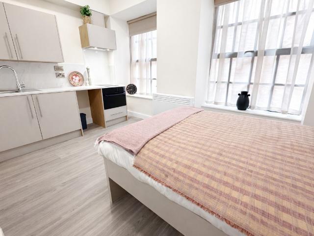 Roden Street, Nottingham, Nottinghamshire NG3, 1 bed flat to rent, £750 pcm | PrimeLocation