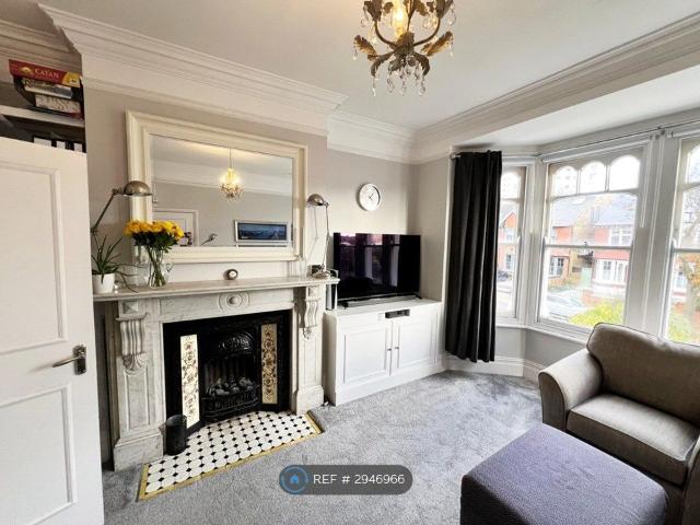 Rodenhurst Road, London SW4, 1 bed flat to rent, £2,300 pcm | PrimeLocation