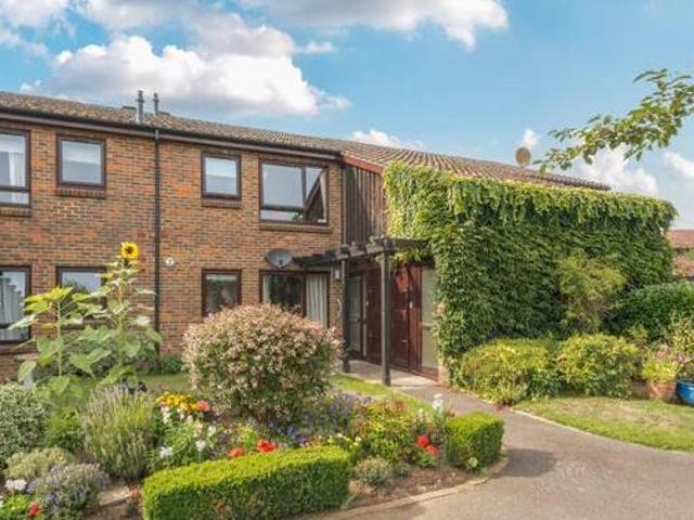Roding Close, Elmbridge Village, 2 Bedroom Retirement
