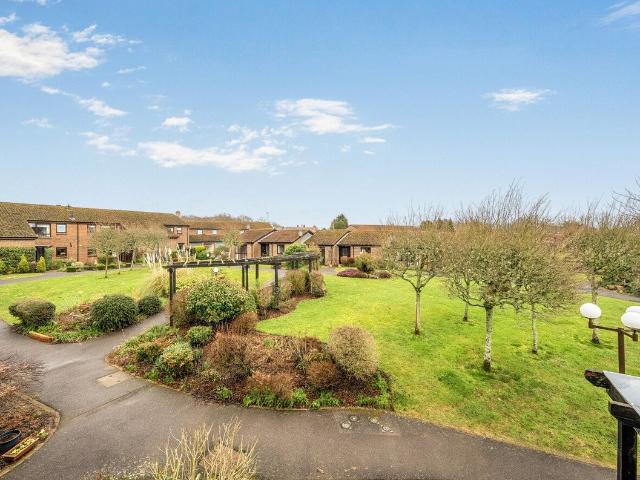 Roding Close, Elmbridge Village, Cranleigh GU6, 2 bed flat to rent, £2,650 pcm | PrimeLocation