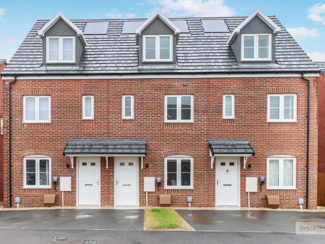 Rodney Close, Market Harborough LE16, 3 bed property to rent, £1,550 pcm | PrimeLocation