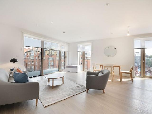 Rodney Road, Elephant and Castle. 2 bed flat to rent £3,467 pcm £800 pw