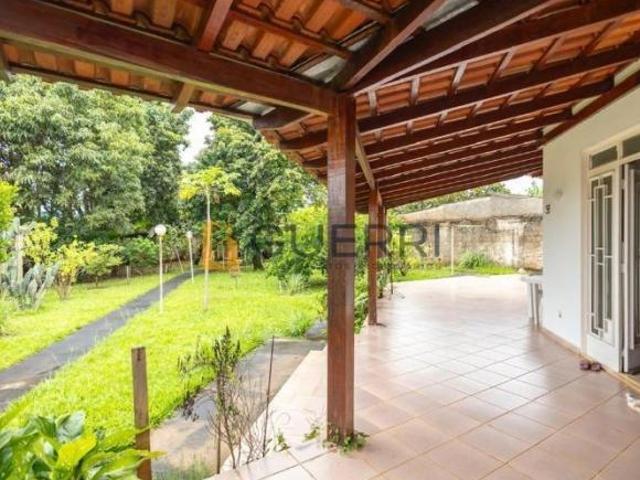 RODOVIA DF 250 KM 2,7 Casa Térrea, Suítes, Pomar, Terreno 1000m2 !