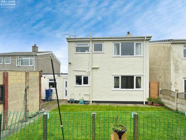 Roe Buck Estate, Llanfachraeth, 3 Bedroom Detached