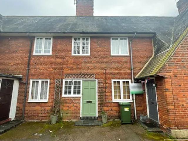 Roe End, London, NW9 9BJ, United Kingdom | 2 bed house for rent #167722197 | Rentberry