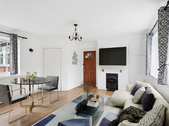 Roe End, Roe Green Village, Kingsbury NW9, 2 bed flat to rent, £1,800 pcm | PrimeLocation