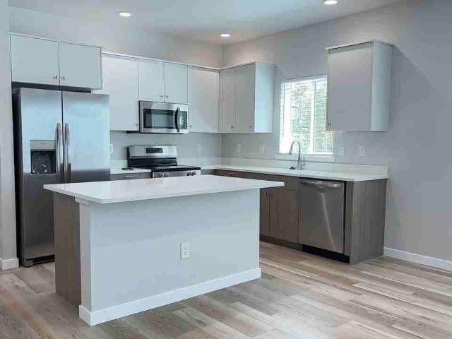 Roe Street Townhomes 3 Bedroom Home for Rent at 6077 N Tarako Ave, Boise City, ID 83714 Northwest Boise City