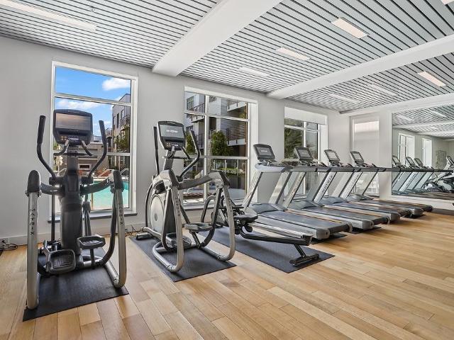 ROEN Menlo Park 3 Bedroom Apartment for Rent at 3645 Haven Ave, Menlo Park, CA 94025