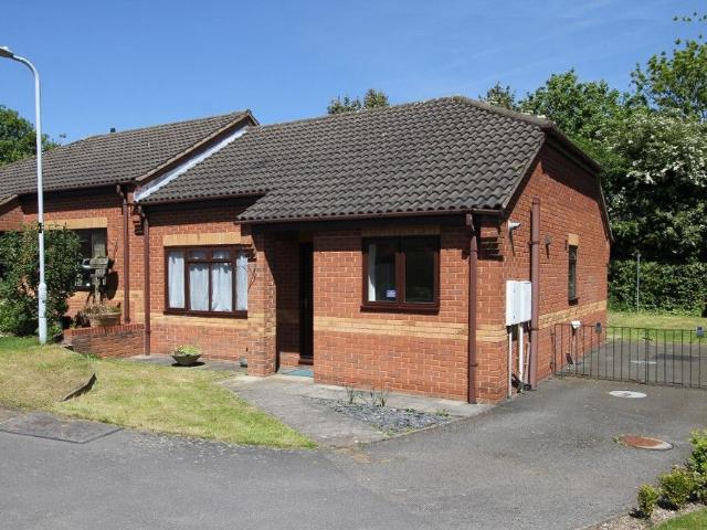 Roesia Close, Belton LE12, 2 bed semi detached bungalow to rent, £900 pcm | PrimeLocation