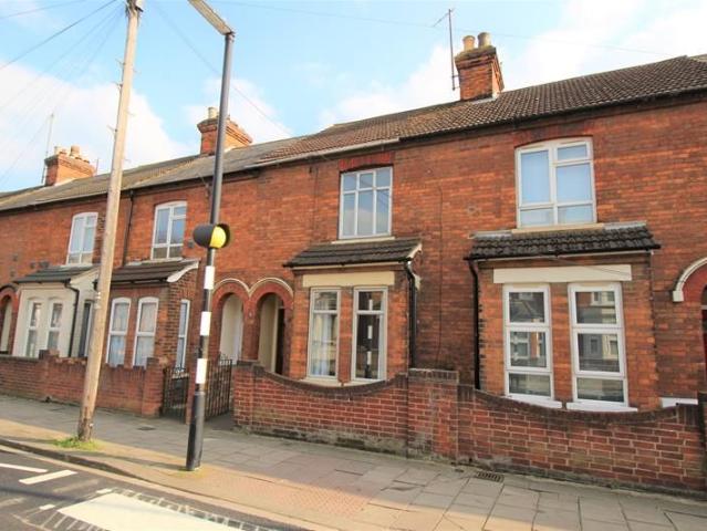 Roff Avenue, Bedford MK41, 3 bed terraced house to rent, £1,400 pcm | PrimeLocation