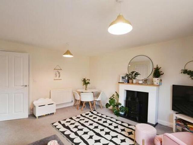 Rogers Close, Yate, 3 Bedroom Semi detached
