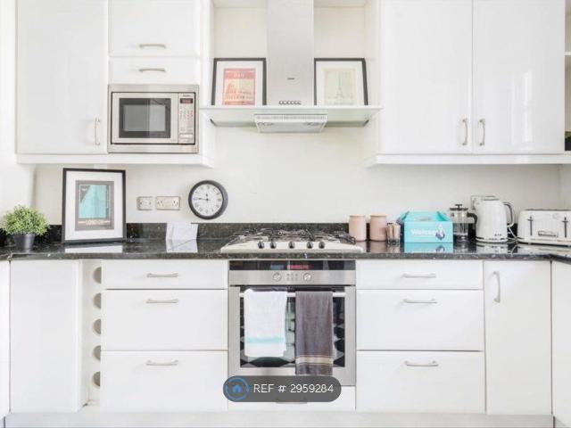 Rogers House, London SW1P, 3 bed flat to rent, £4,795 pcm | PrimeLocation