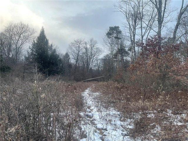 Rogers Riviera Rd, Emlenton, PA 16373