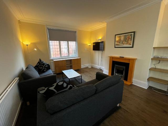 Rokeby Gardens, Leeds, West Yorkshire LS6, 6 bed terraced house to rent, £2,912 pcm | PrimeLocation